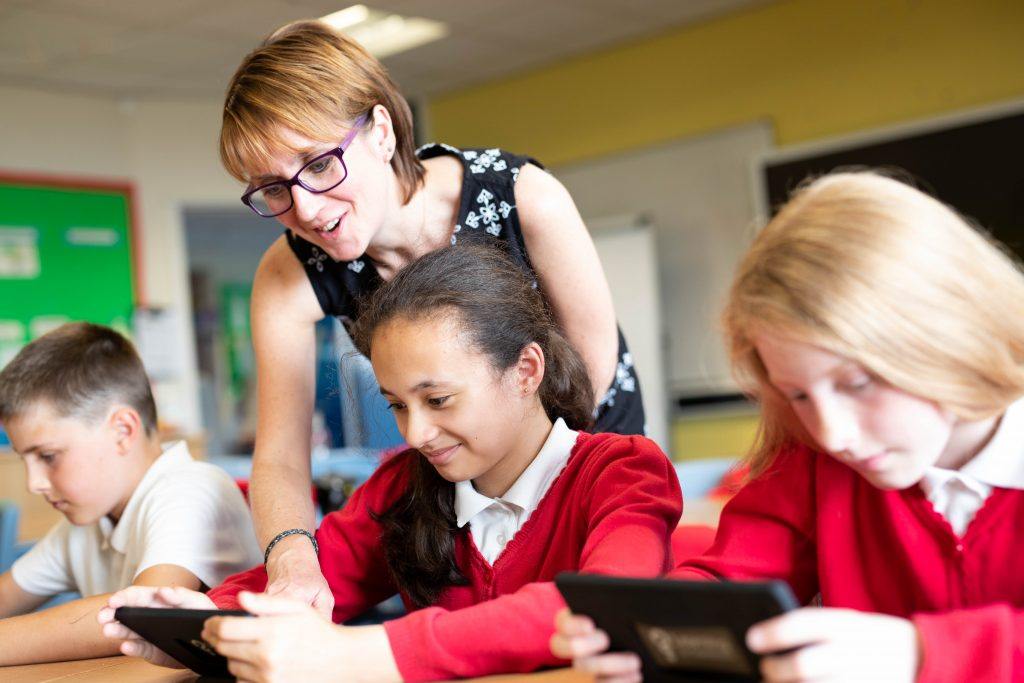 Learning by Questions - BESA LendED