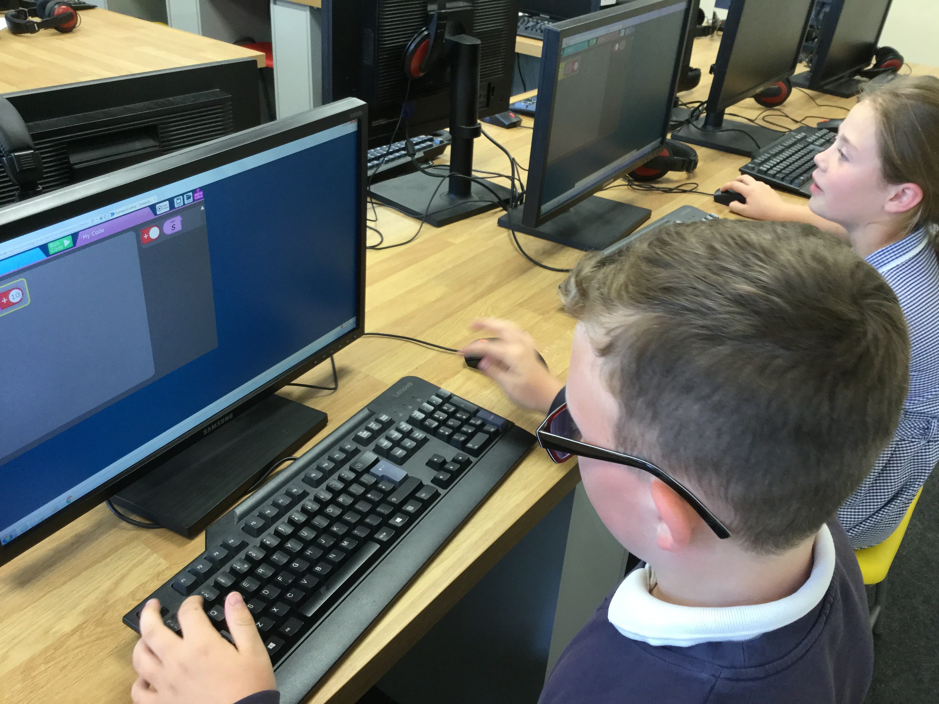 Learning to code with purpose with Discovery Education Coding - BESA LendED